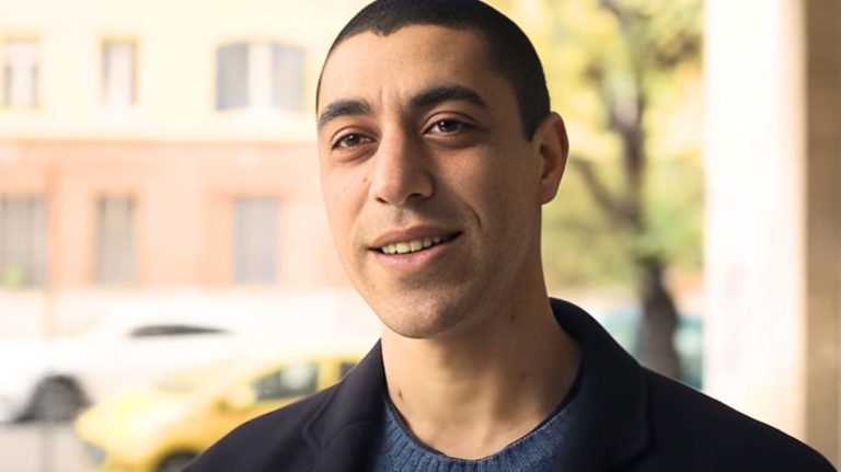 Netflix, Storia della mia famiglia con Eduardo Scarpetta: c'è una forte ...